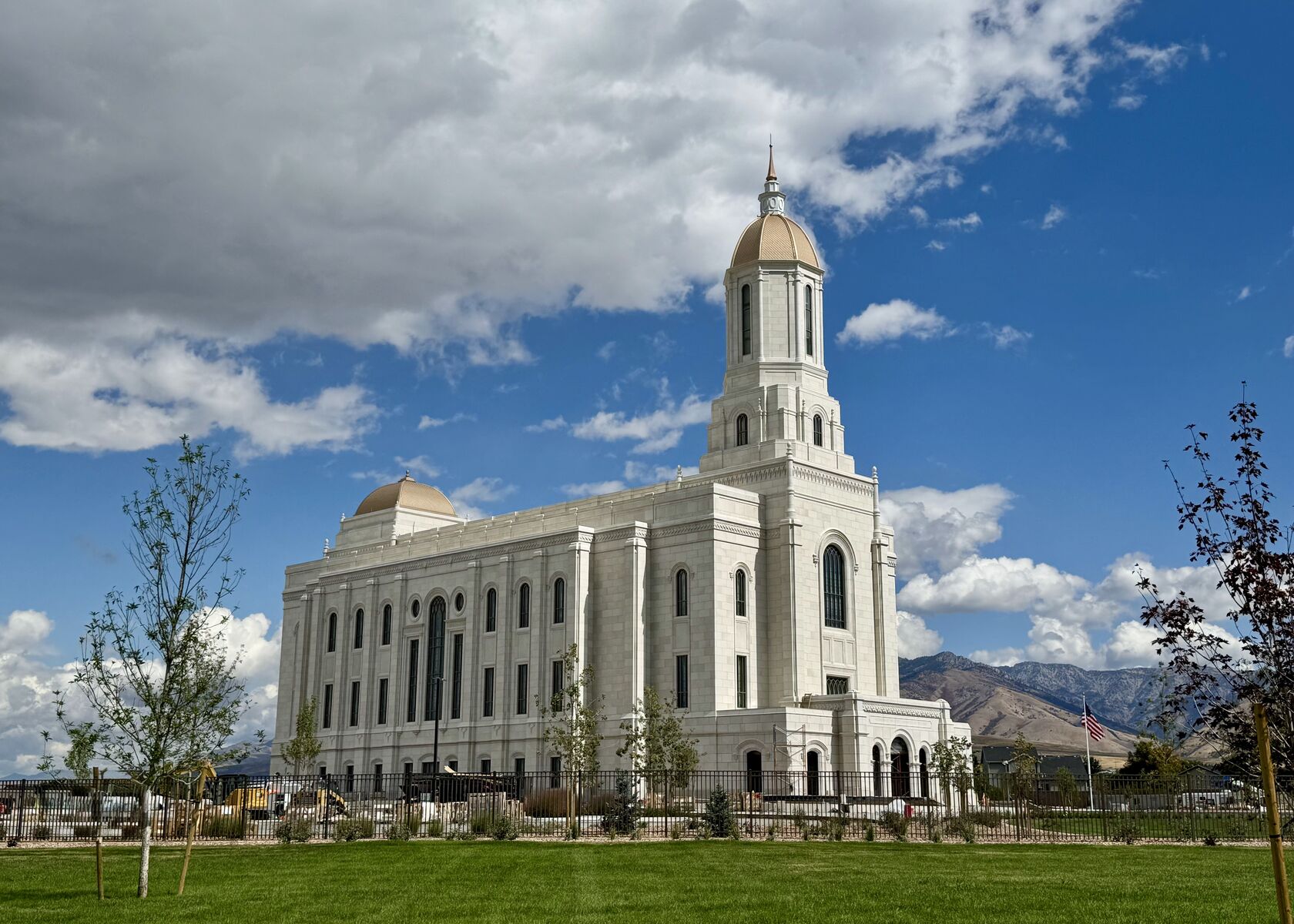 Smithfield Utah Temple Photograph Gallery | ChurchofJesusChristTemples.org